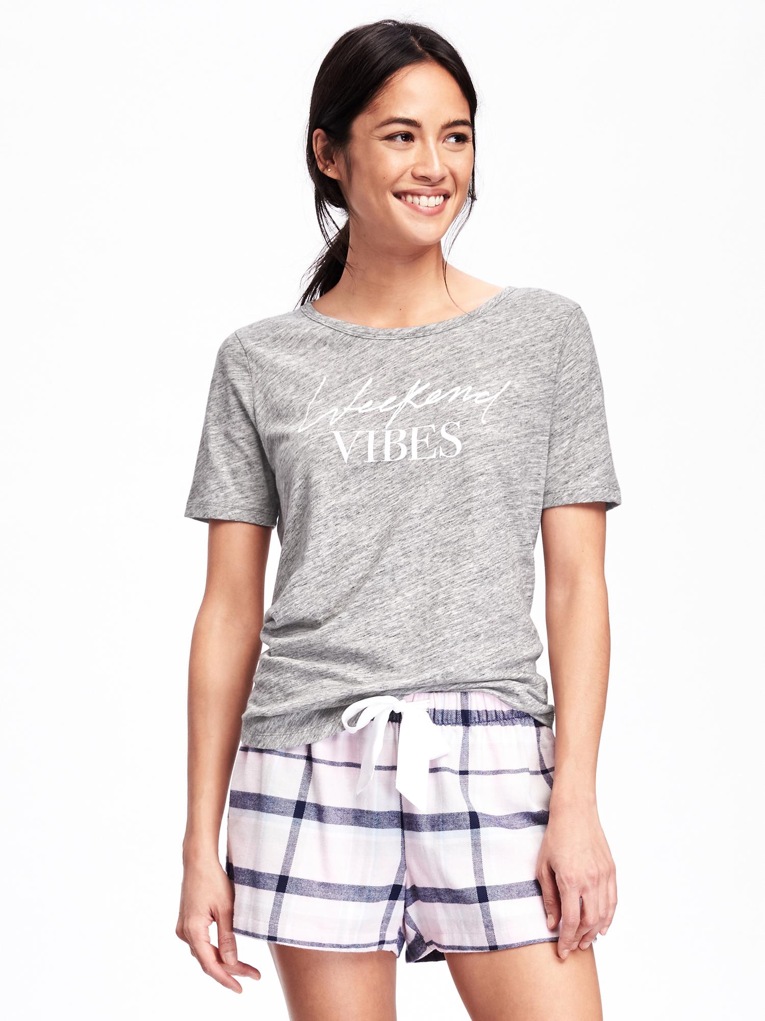 Relaxed Graphic Tee for Women | Old Navy
