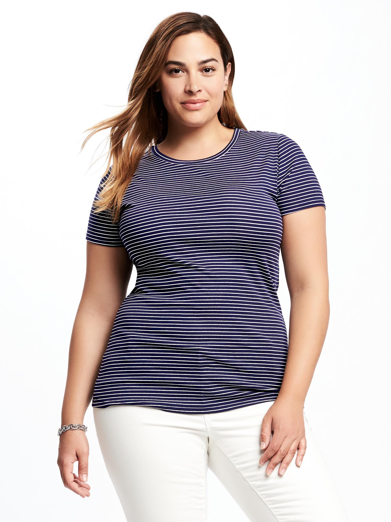 Plus-Size Semi-Fitted Crew-Neck Tee | Old Navy