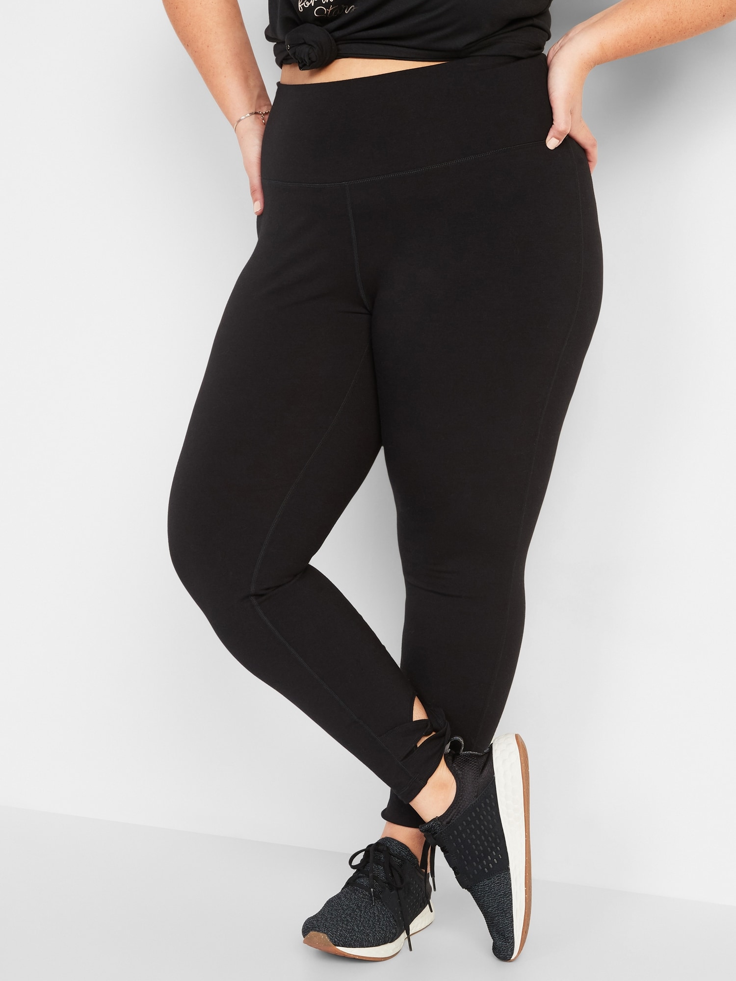 High-Waisted Balance Twist-Back Plus-Size 7/8-Length Leggings | Old Navy