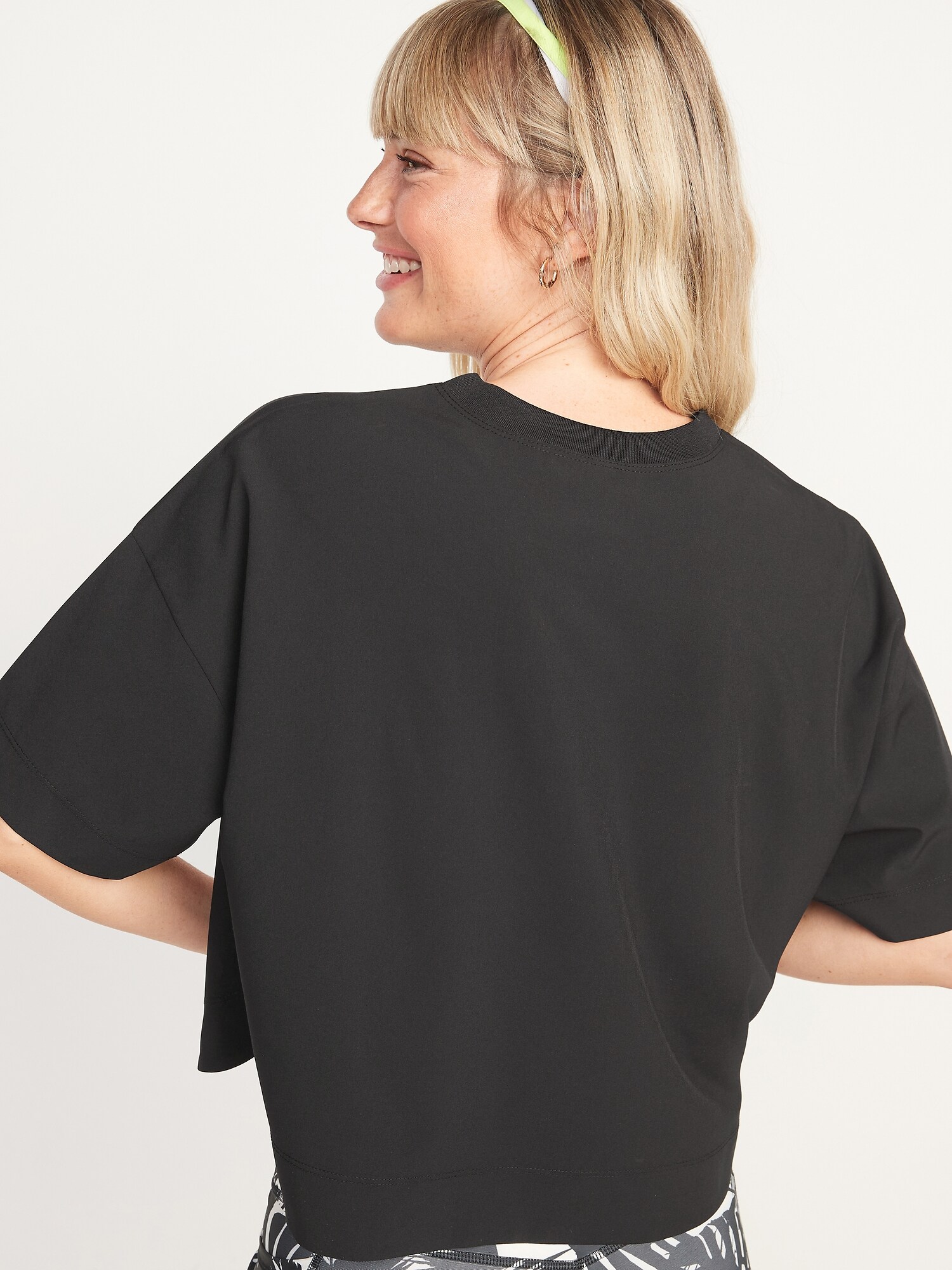 Loose Short-Sleeve StretchTech Performance Cropped Top for Women | Old Navy