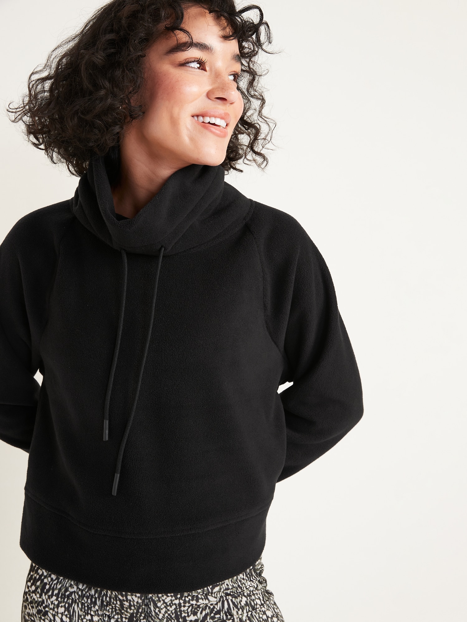 Funnel-Neck Cropped Microfleece Sweatshirt for Women | Old Navy