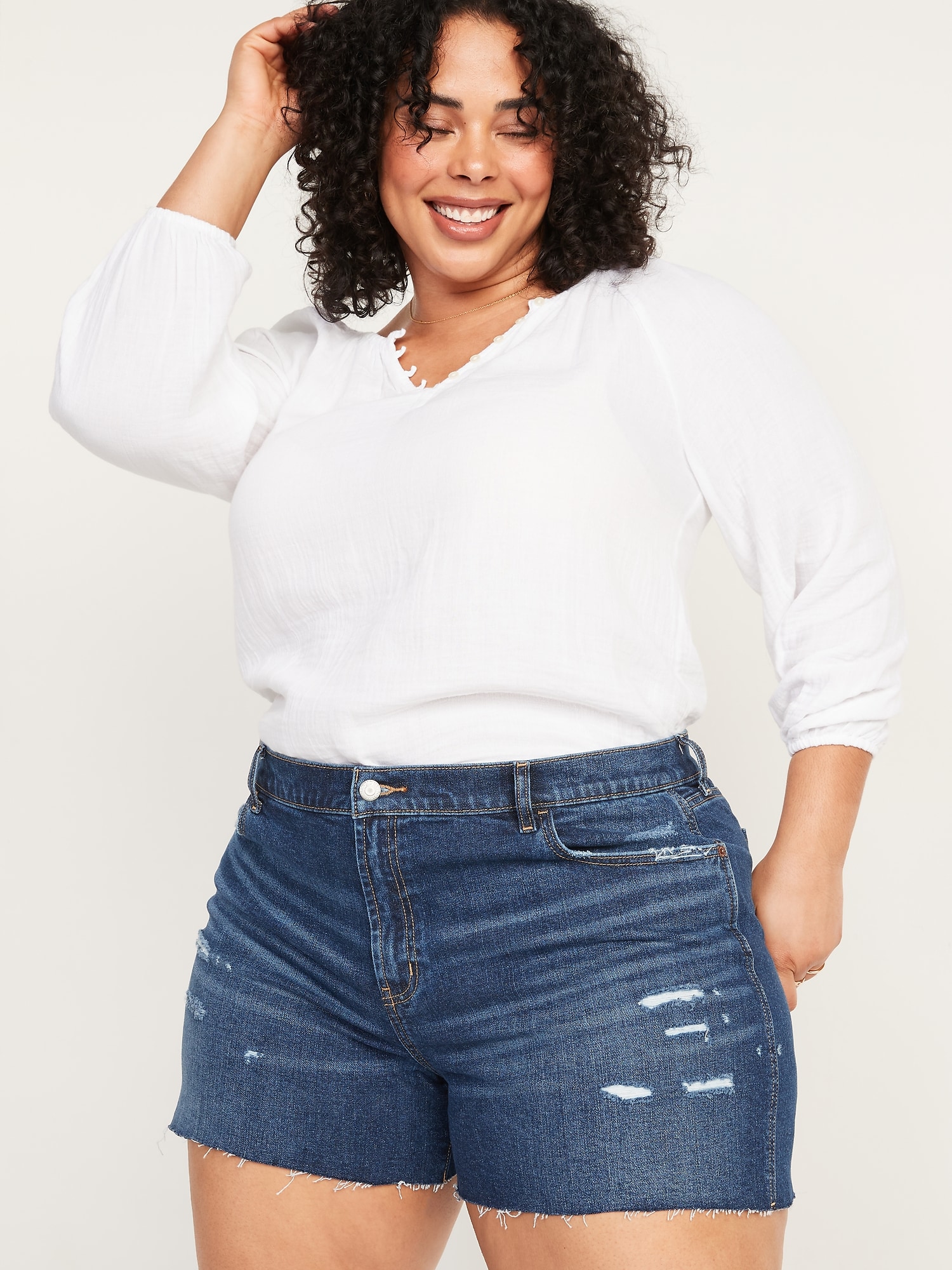 Short boyfriend en denim coupé à taille mi-basse avec déchirures pour ...