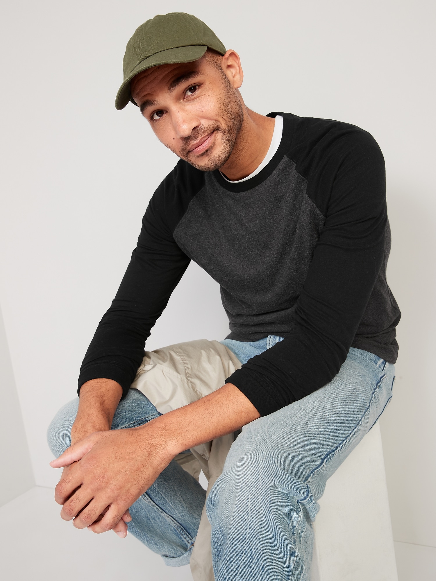 Color-Blocked Raglan-Sleeve Rotation T-Shirt | Old Navy