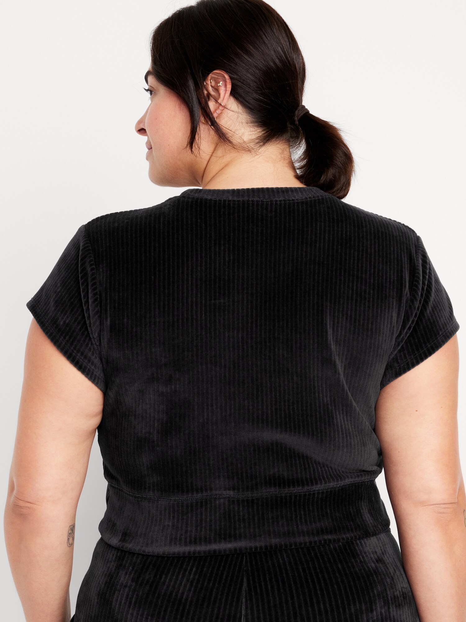 Ultra-Crop Velour Performance Top | Old Navy